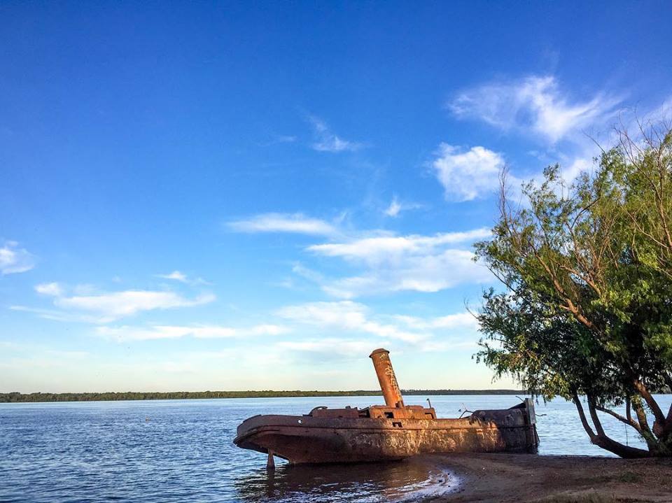 Colón, Entre Rios. – A Dos Polos